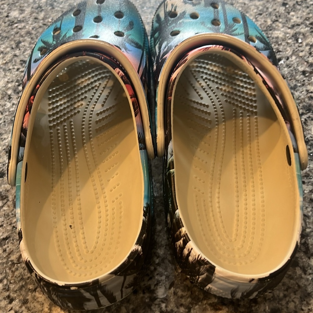 Crocs Classic Retro Resort Clog - Palm Trees Size 11 … - Gem